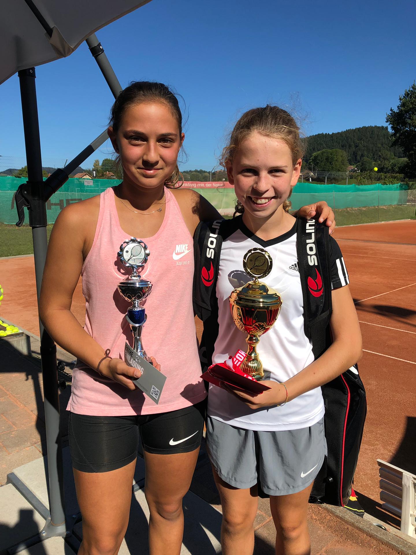 Alexandra Gasser ist Turniersiegerin – dedial TENNIS ACADEMY